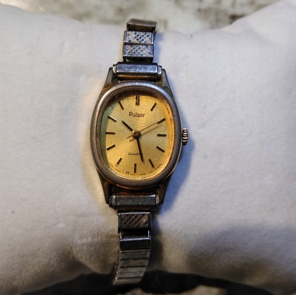 Pulsar | Accessories | Vintage Womens Pulsar Quartz Watch | Poshmark